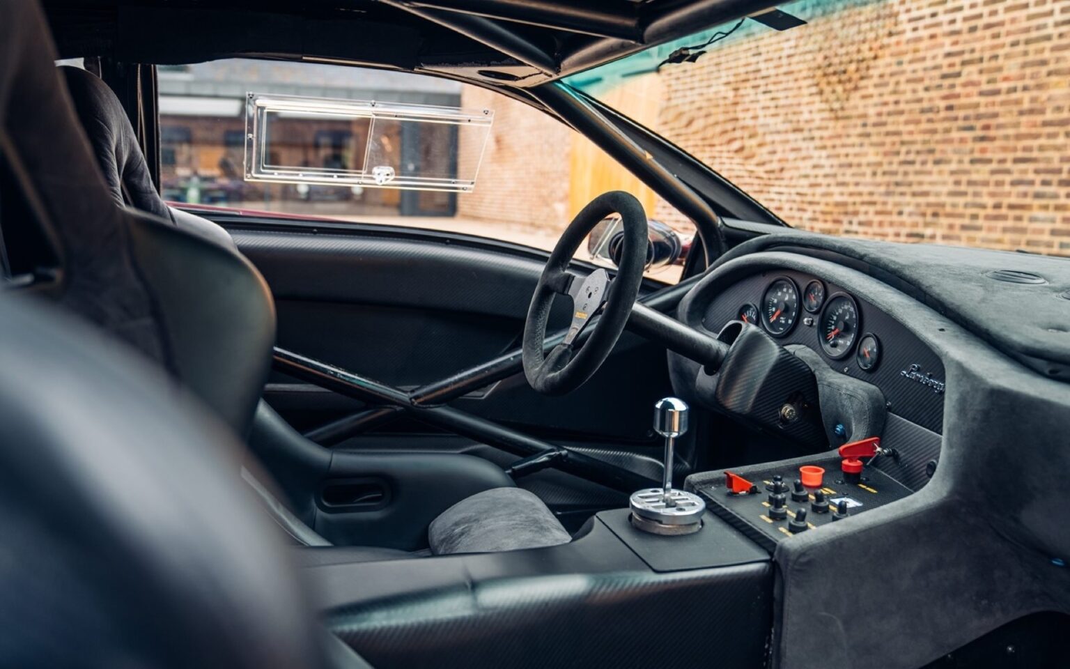 For Sale: 1/1 Viola Cassis Lamborghini Diablo GTR