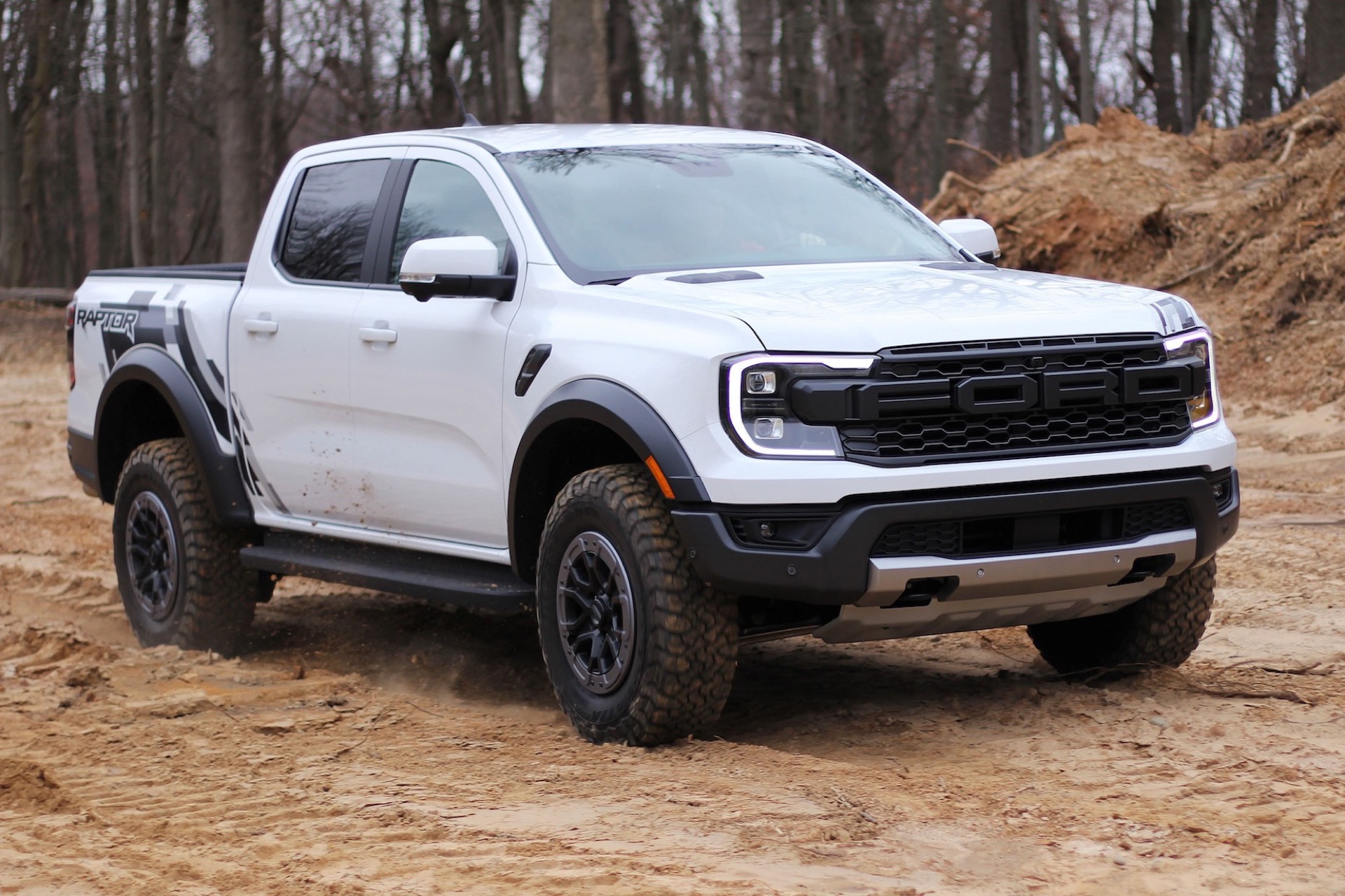 Review: 2025 Ford Ranger Raptor 4x4