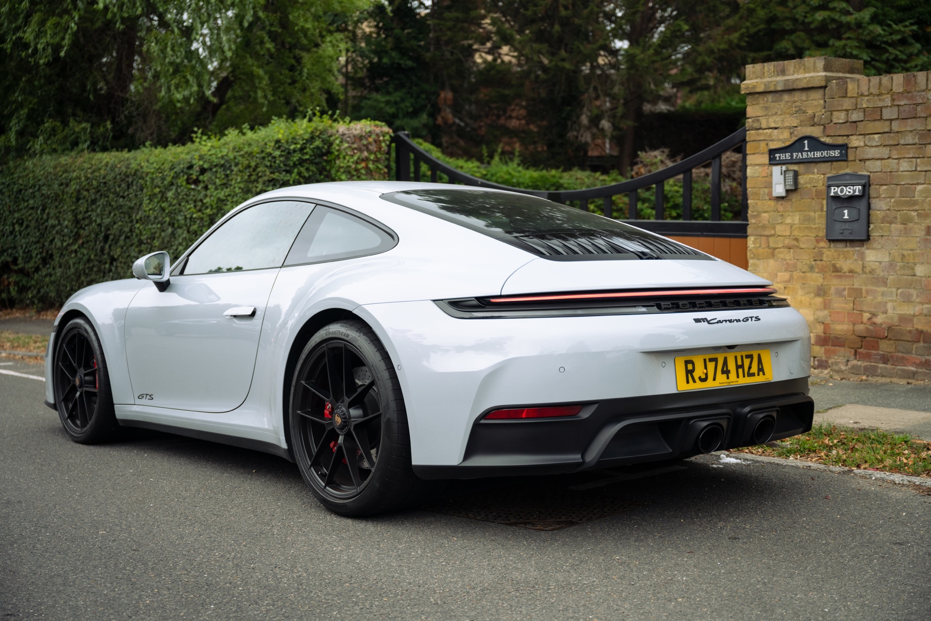 2025 992.2 Porsche 911 GTS T-Hybrid Review: The Sweet Spot Just Got Sharper
