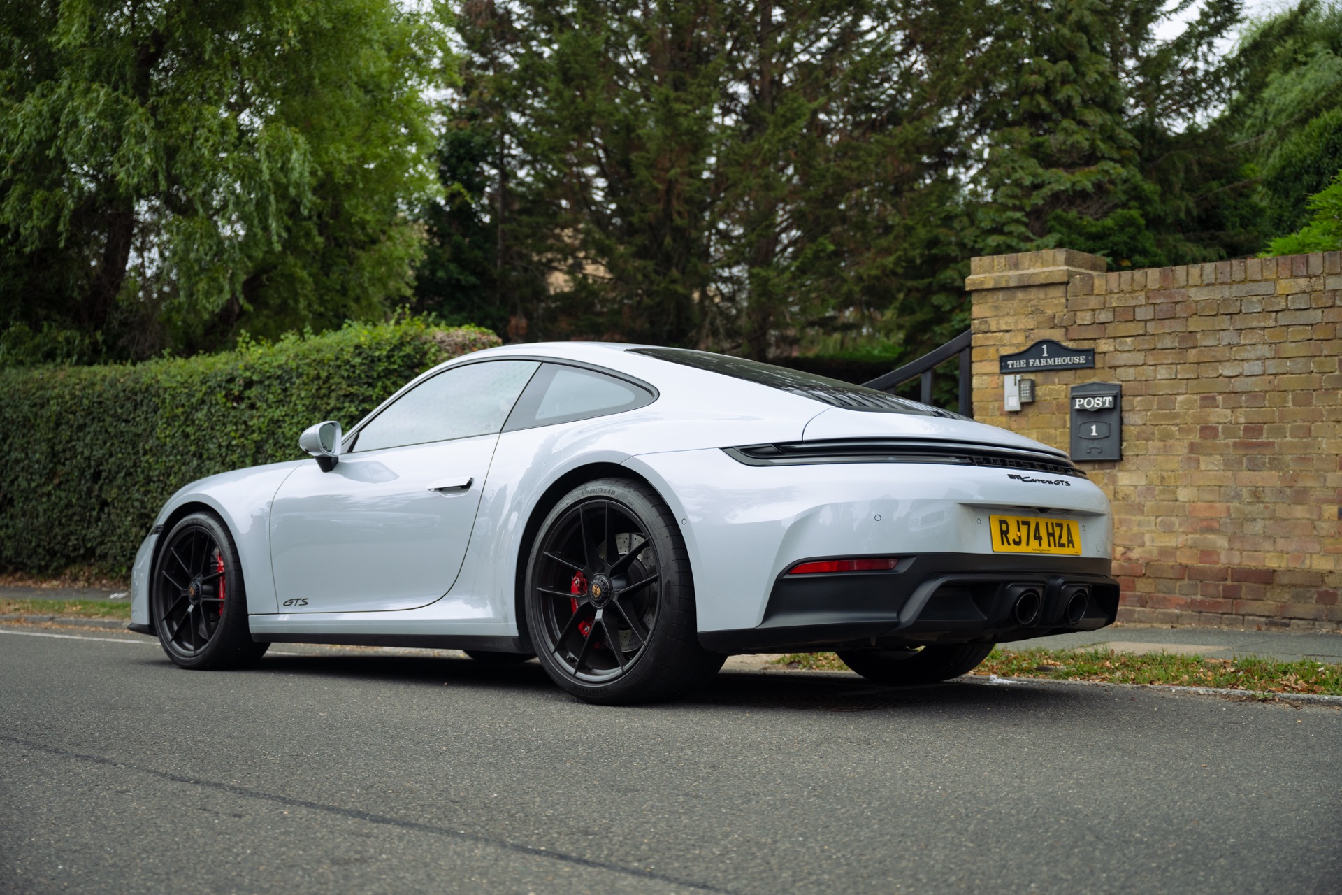 2025 992.2 Porsche 911 GTS T-Hybrid Review: The Sweet Spot Just Got Sharper