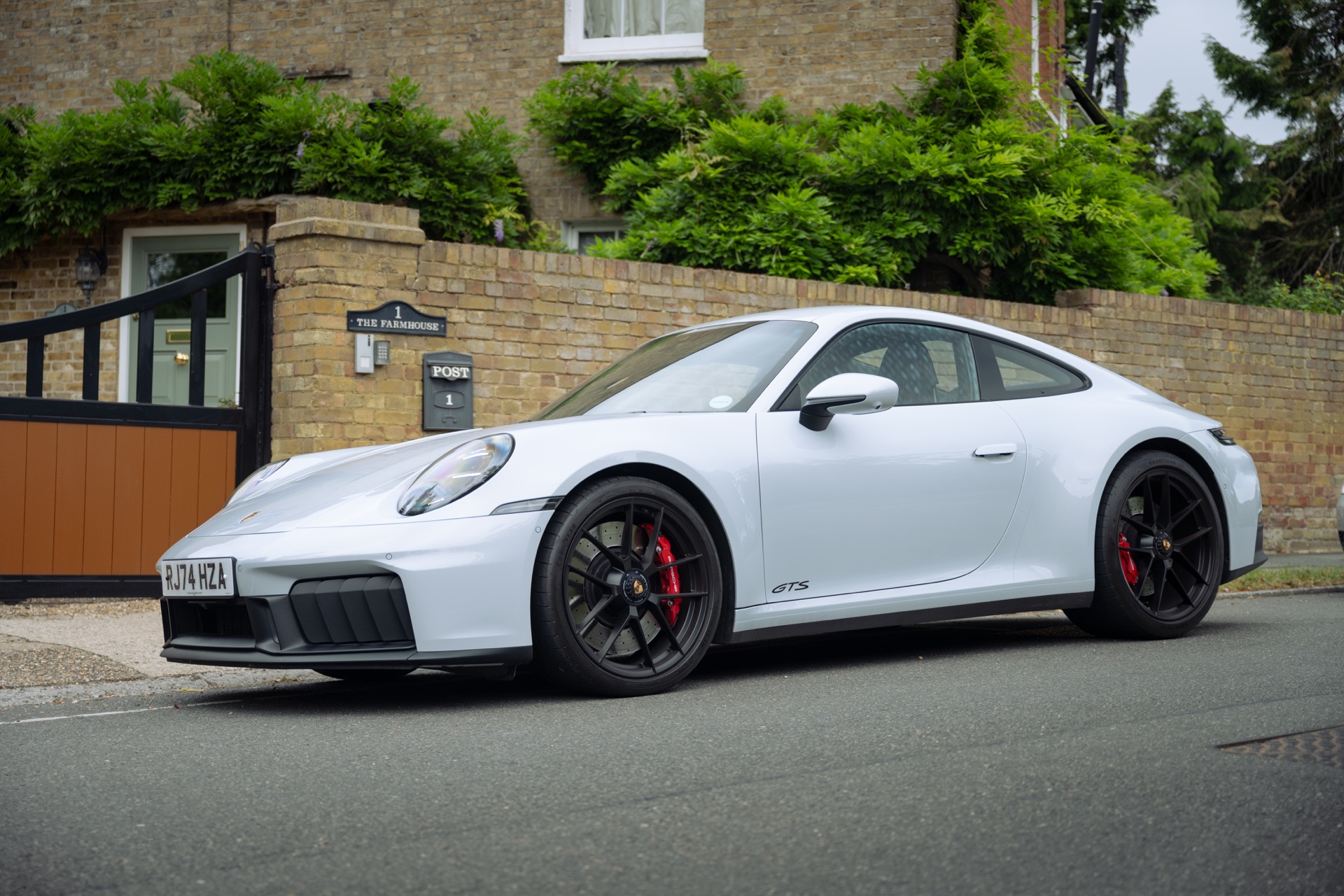 2025 992.2 Porsche 911 GTS T-Hybrid Review: The Sweet Spot Just Got Sharper