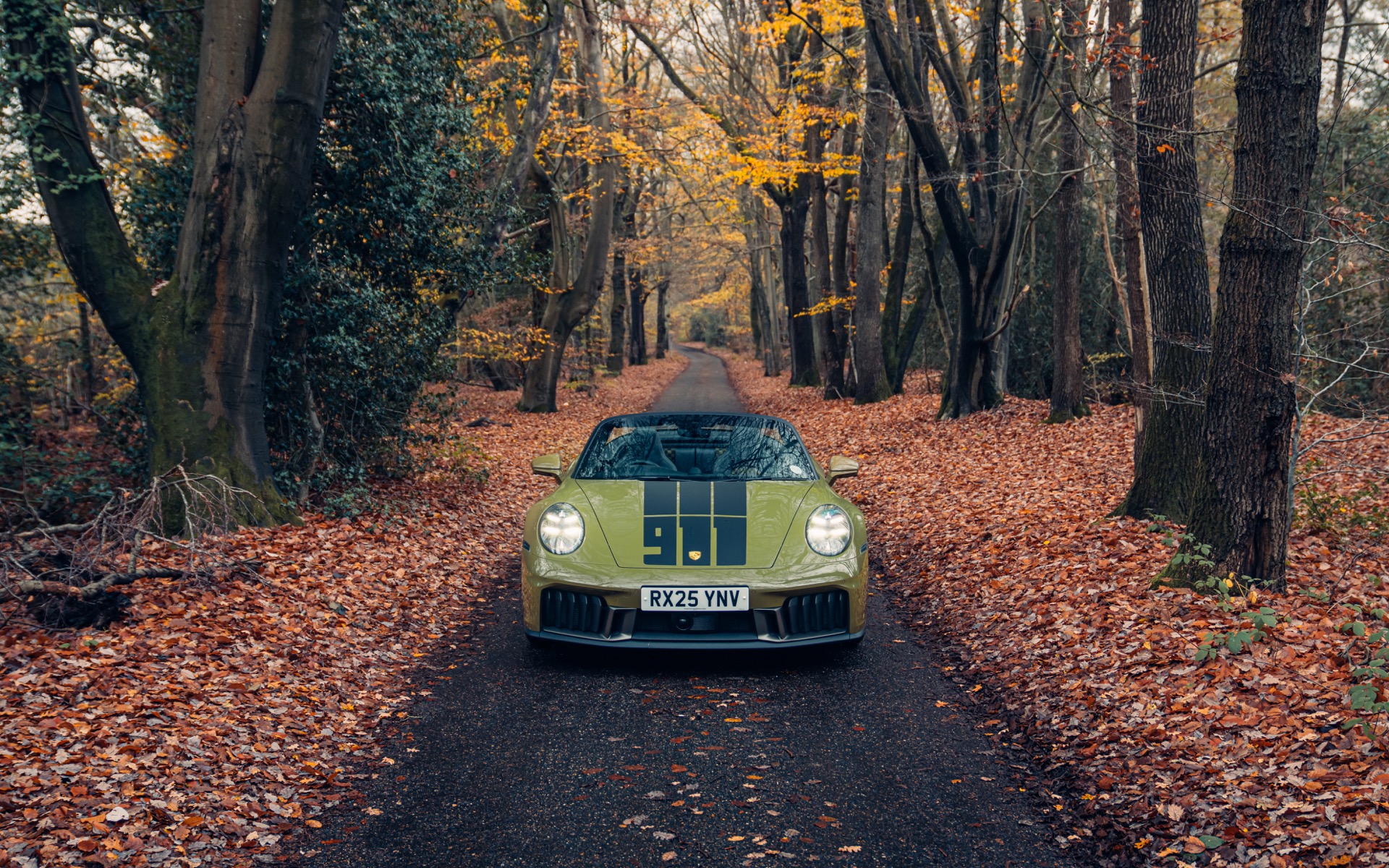 Porsche 911 Spirit 70 by Exclusive Manufaktur: ’70s flair meets modern ...