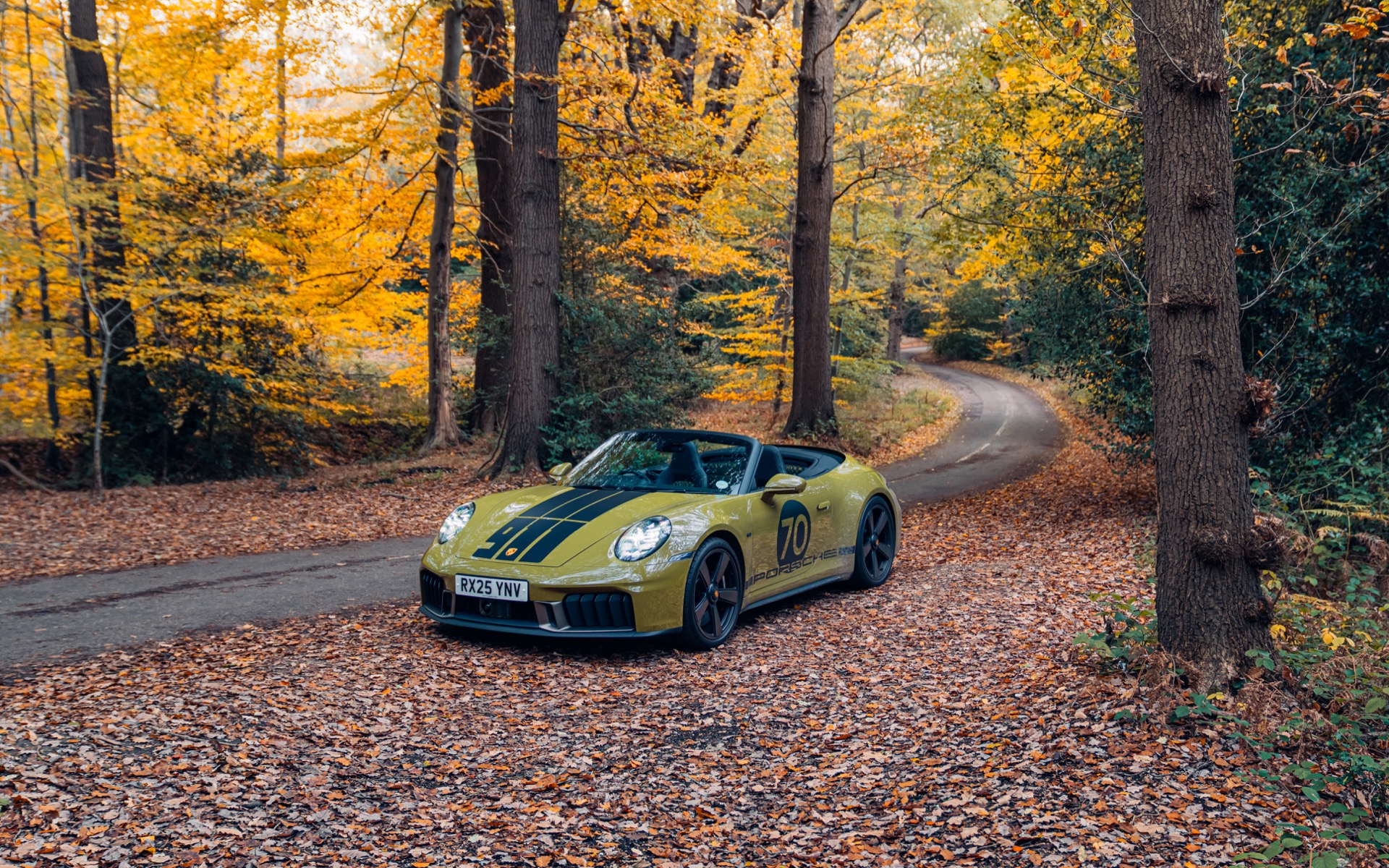 Porsche 911 Spirit 70 by Exclusive Manufaktur: ’70s flair meets modern ...